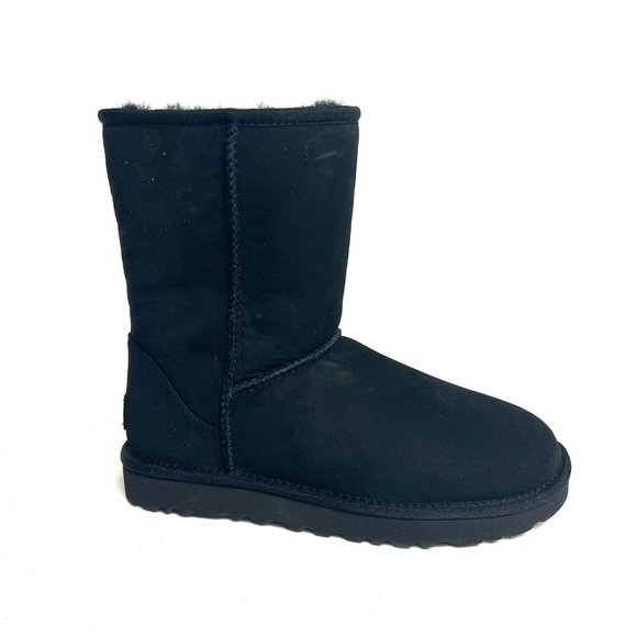 UGG | Shoes | Ugg Womens Classic Short Ii Boot Black 7 M | Poshmark